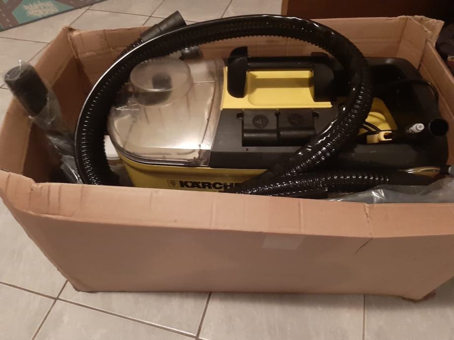 ☆Kärcher puzzi 200☆Profesionalna mašina za kemisko ciscenje