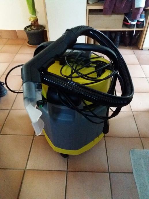 KARCHER SE 4002 usisavac za dubinsko ciscenje