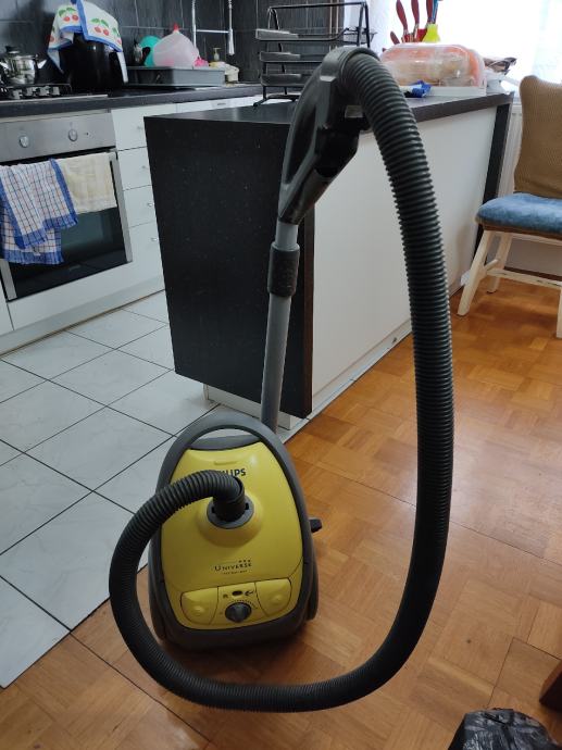 Philips usisavač 1500W