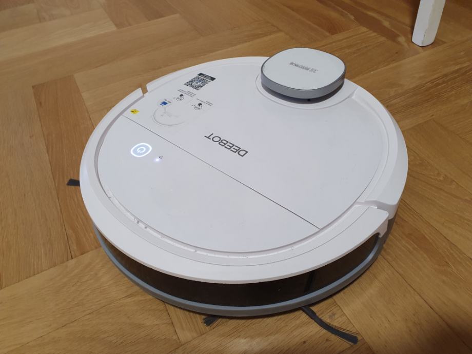 ROBOT USISAVAČ I PERAČ, ECOVACS DEEBOT OZMO 905