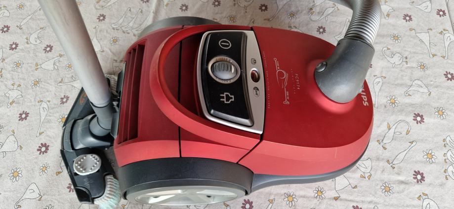 Usisivač Philips 9174