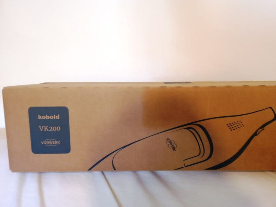 VORWERK VK200 usisivač POTPUNO NOV!