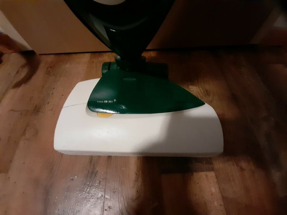 VORWERK KOBOLD VK 135 USISIVAČ PRODAJEM