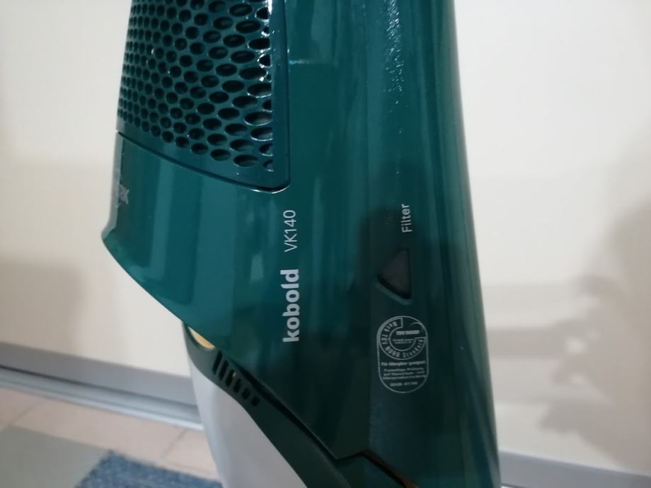 VORWERK USISAVAČ(VK 140 KOBOLD)+ ROT. ČETKA ZA DLAKE EB360