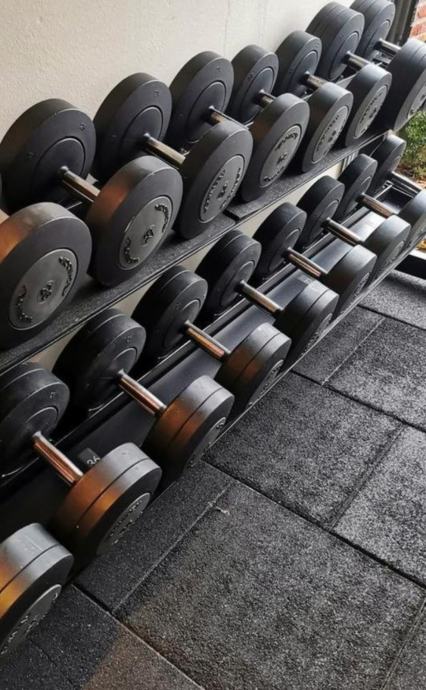 Technogym uteg , utezi , bučice , top set! Split !!! 744kg