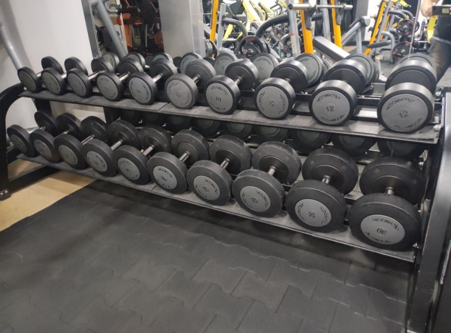 Technogym uteg , utezi , bučice , top set! Split !!! 744kg