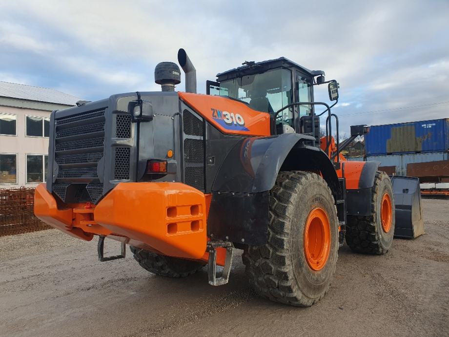 Hitachi ZW310-6 TOP