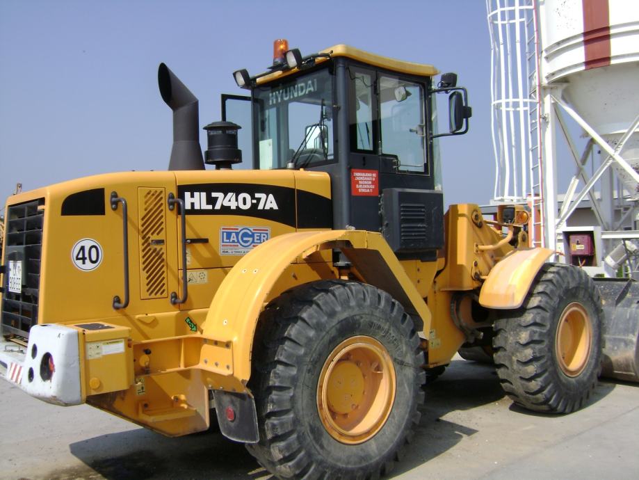 Hyundai HL740 utovarivač, 2007g.