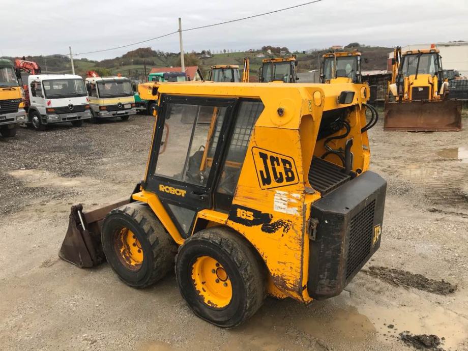 JCB Robot 165 s krokodilskom korpom