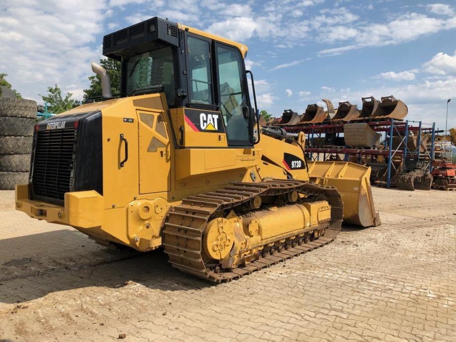 UTOVARIVAČ GUSJENIČAR CATERPILLAR 973D 2017.