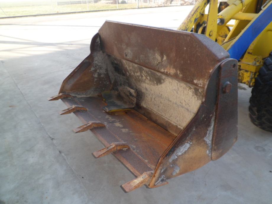 utovarivač KRAMER 308