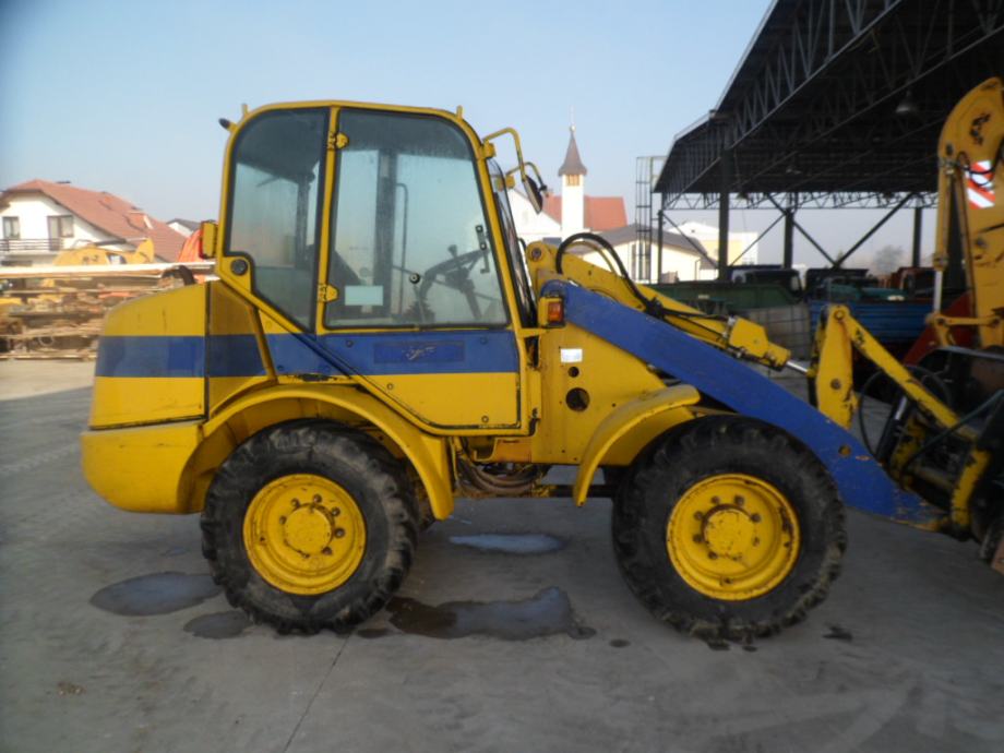 utovarivač KRAMER 308