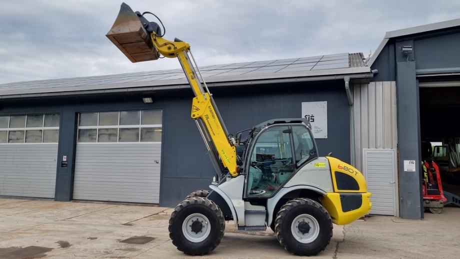 Utovarivač KRAMER 680T - NOVE GUME - NOVA KORPA - ODLIČNO STANJE