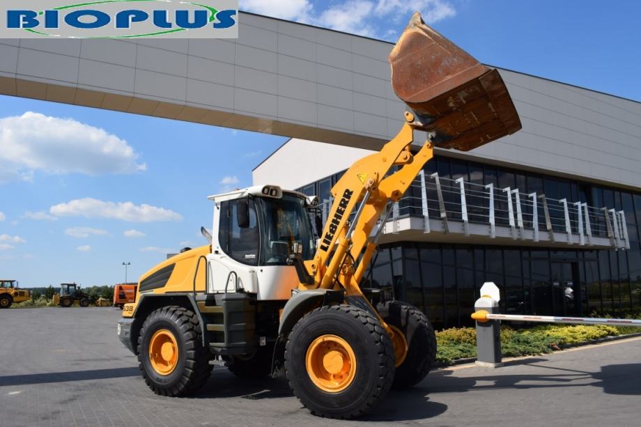 UTOVARIVAČ LIEBHERR L 538 godina 2008 TOP STANJE