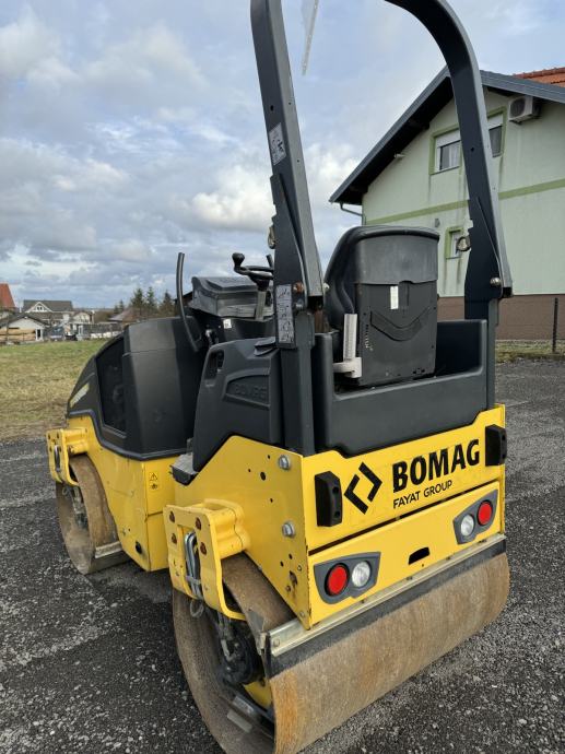 VALJAK BOMAG BW 120 AD-5