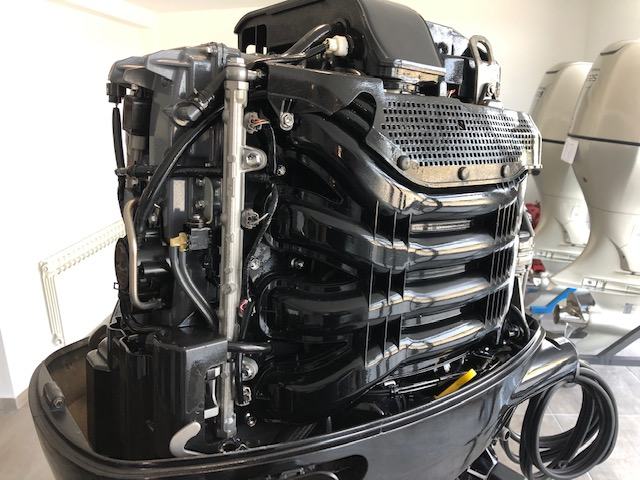 2013 Suzuki Df 150 4 Stroke Pronautika 0476