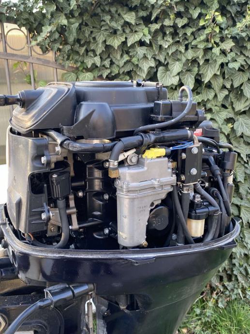 Motor za čamac Tohatsu 30