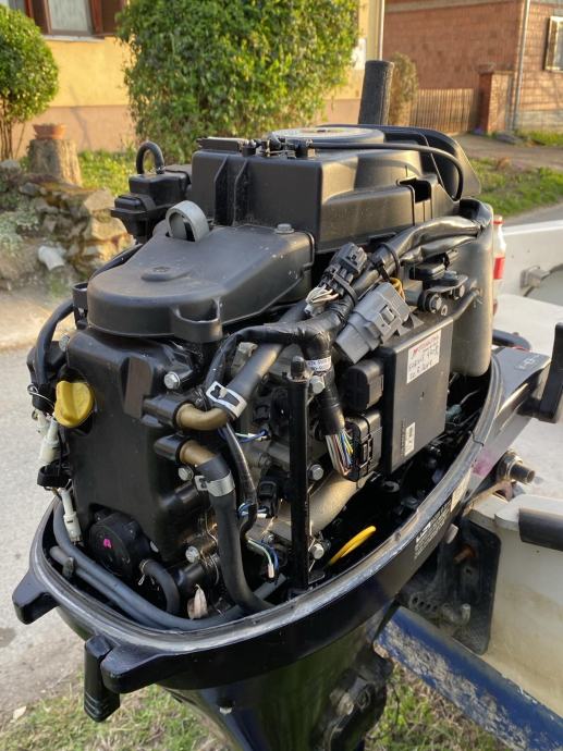 Motor za čamac Tohatsu 30