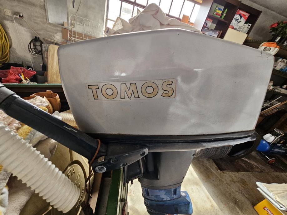Tomos 18