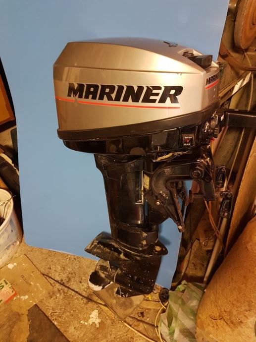 Vanbrodski motor Mariner 15