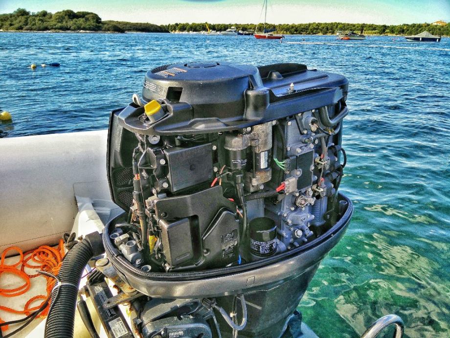 Vanbrodski motor Yamaha F150AET