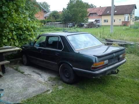 Bmw e28 m5 zadnji lip