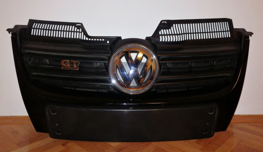 VW GOLF 5 GT maska - crna - original - TOP stanje