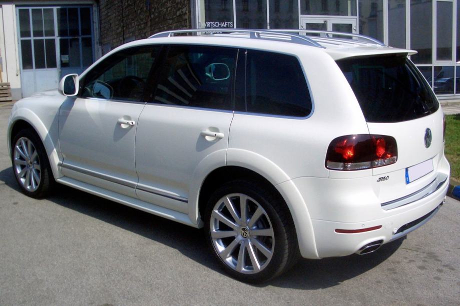 VW TOUAREG R50 BODY KIT spojleri NOVO
