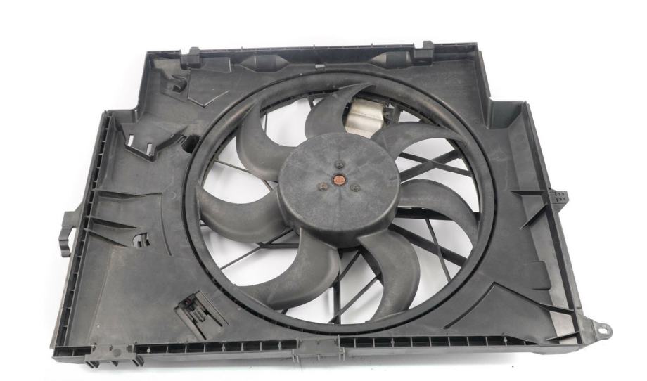 BMW E90 E91 E87 E88 X1 E84 ventilator hladnjaka 300W 7801993 7788905