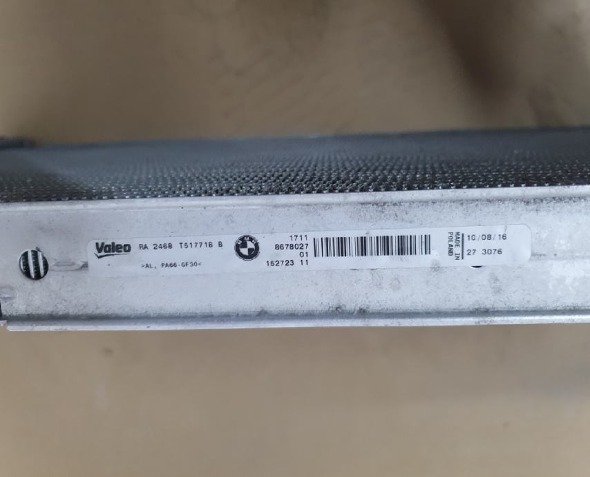 BMW F30 2.0 HLADNJAK VODE 8678027 17118678027