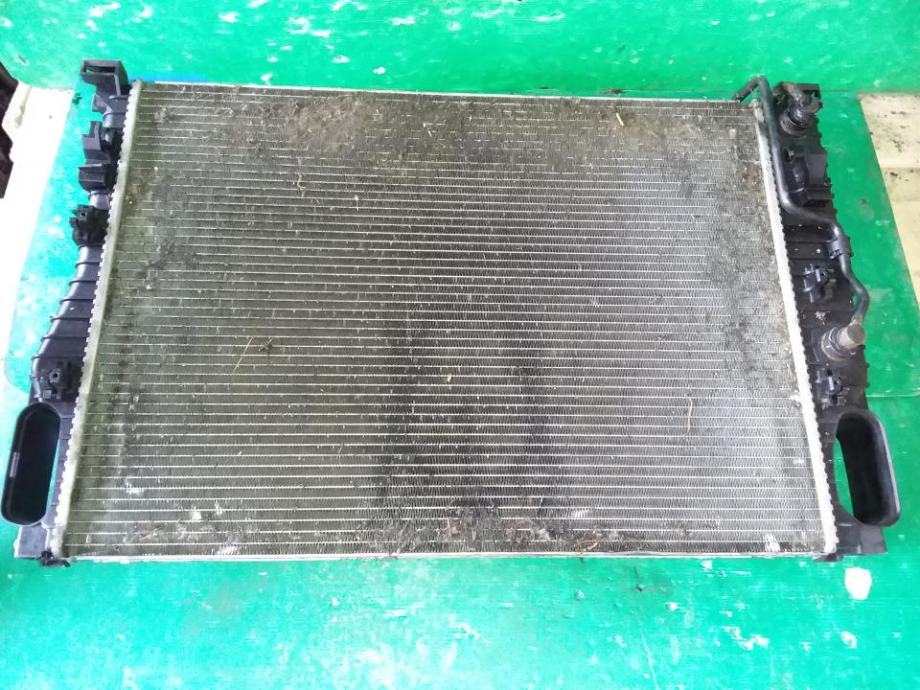 HLADNJAK VODE A2115003102 MERCEDES E CLASS (W211) 2007-2009