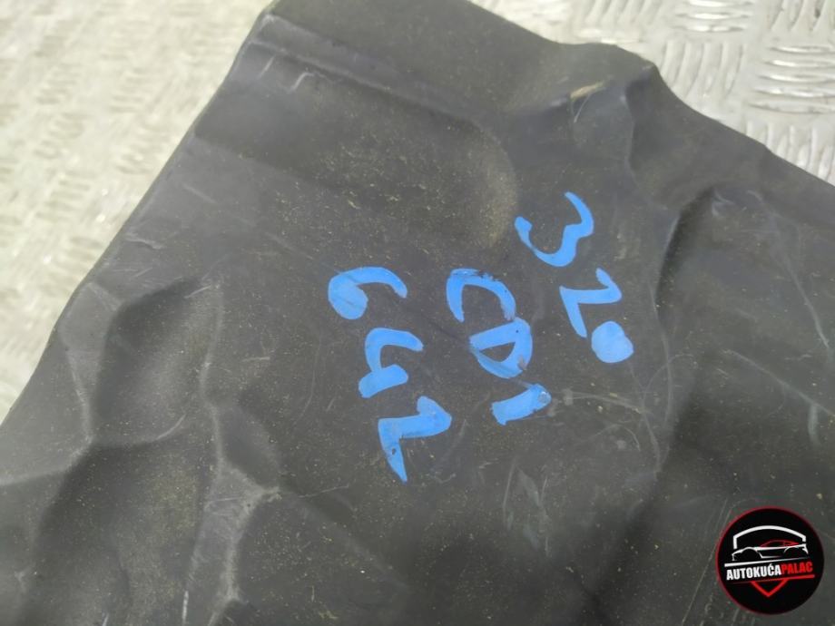 Kućište filtera zraka Mercedes W164 A6420901701 KZ105 A6420940304