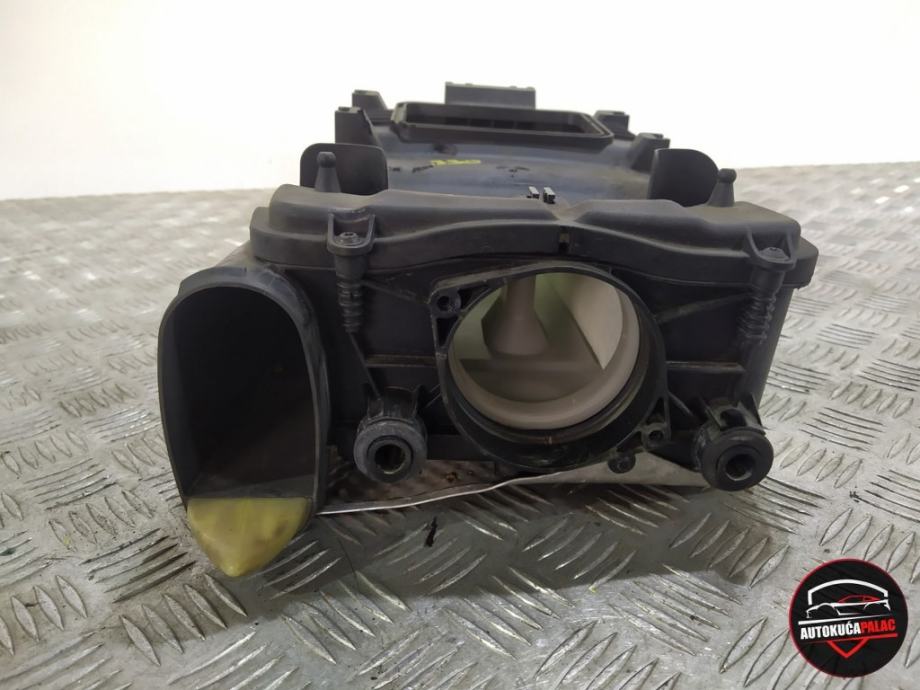 Kućište filtera zraka Mercedes W207 A6510901701 330-3 A6510940520