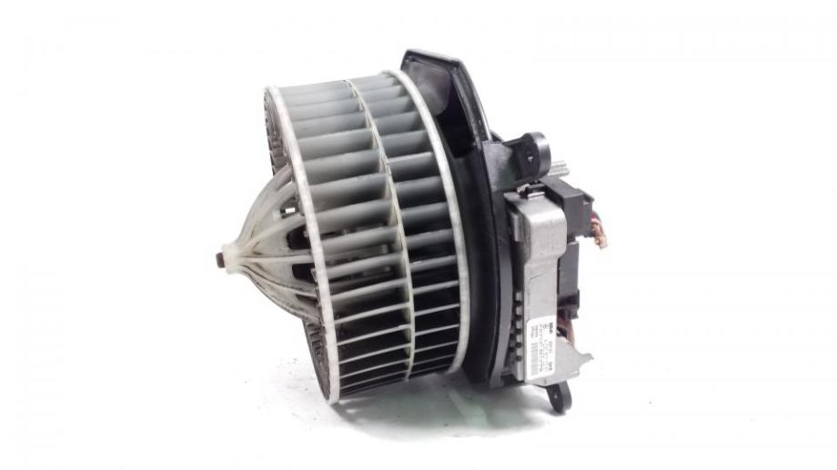 MOTORIC VENTILACIJE A2308210251 MERCEDES E CLASS (W211) 2002-2007