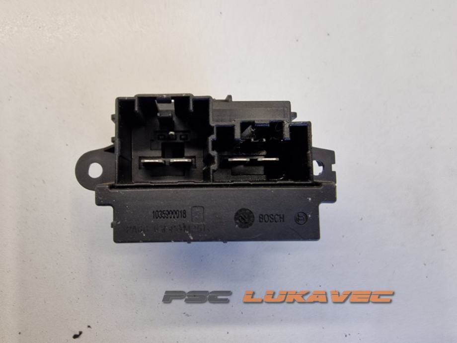 OPEL ASTRA J OTPORNIK VENTILACIJE 13503201