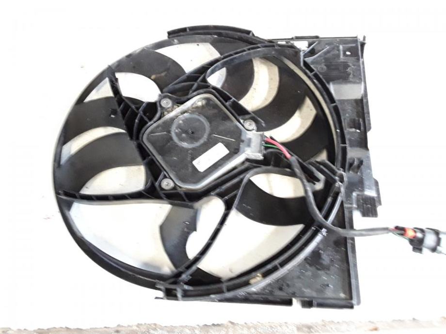 VENTILATOR HLADNJAKA 17428641963 864194601 BMW F31 2011-14