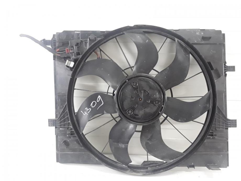 VENTILATOR HLADNJAKA 3136613503 3135104282 3137232033 MERCEDES VITO