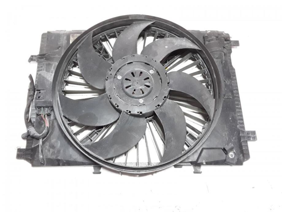 VENTILATOR HLADNJAKA A2045000493 A2049061403 MERCEDES C CLASS (W204) 2