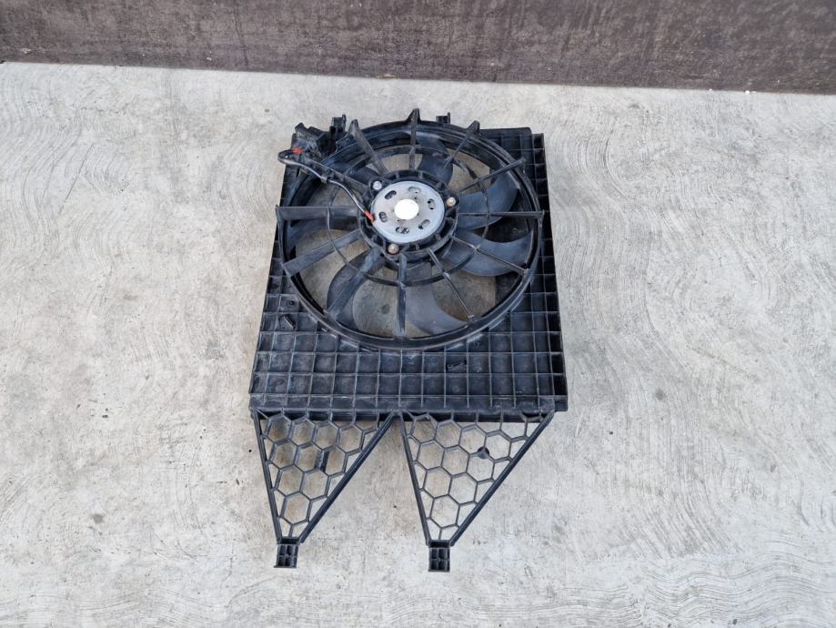 Ventilator hladnjaka motora 6R0959455C VW Polo 6R 6R0121207