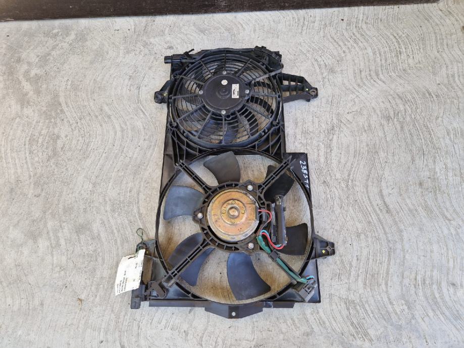 Ventilator hladnjaka motora Volvo V40 S40 199-2004 god 30630511 903081