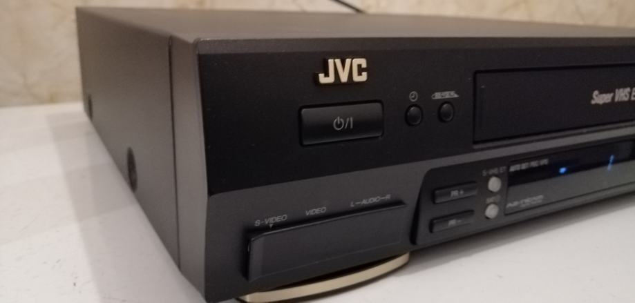 JVC S VHS video recorder