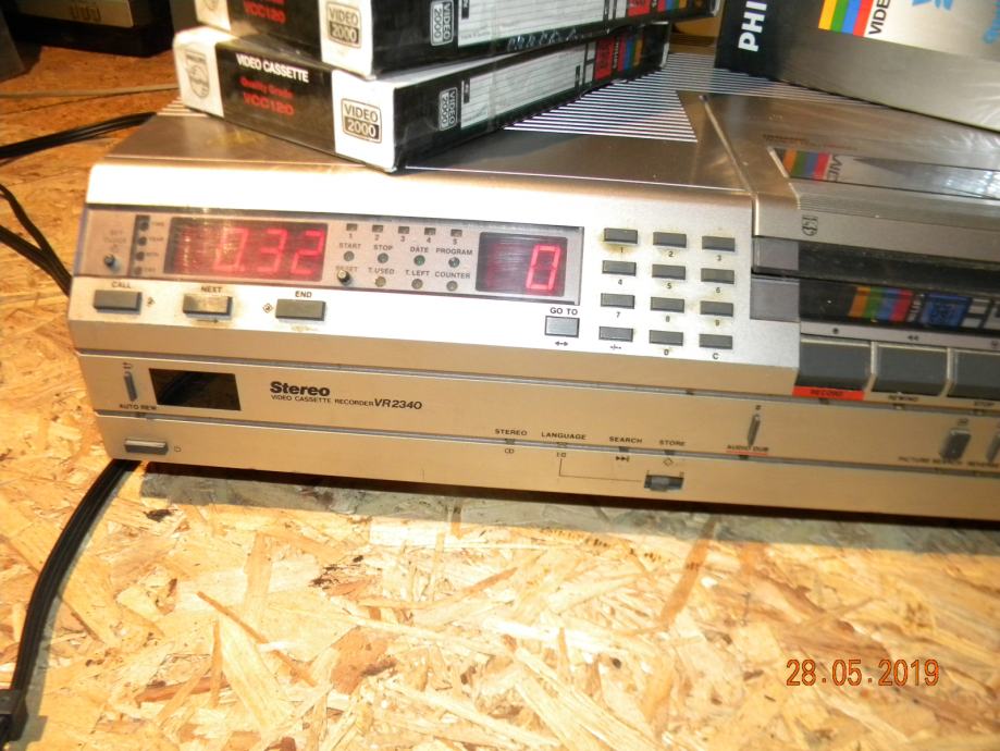 PHILIPS VIDEO 2000 2X4 STEREO