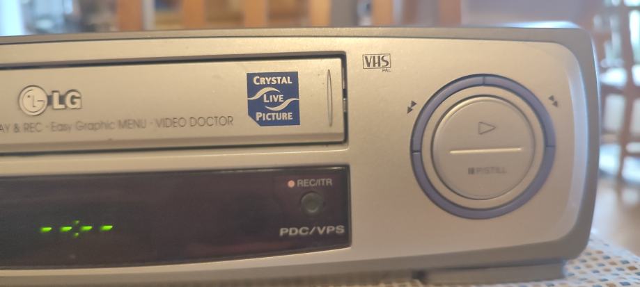 VHS Video recorder LG - LV 2767 , Hi Fi stereo , potpuno ispravan