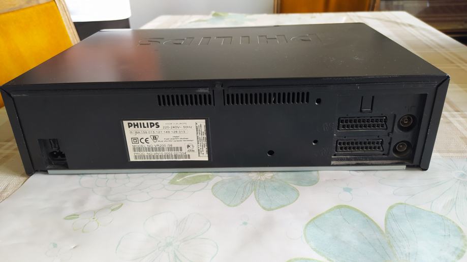 Videorecorder PHILIPS, model VR200/58 ispravan