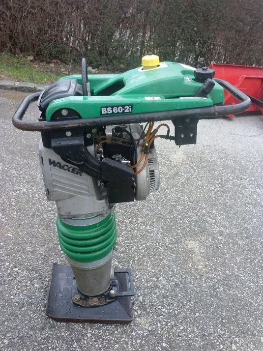 VIBRO NABIJAČ WACKER - NAJAM