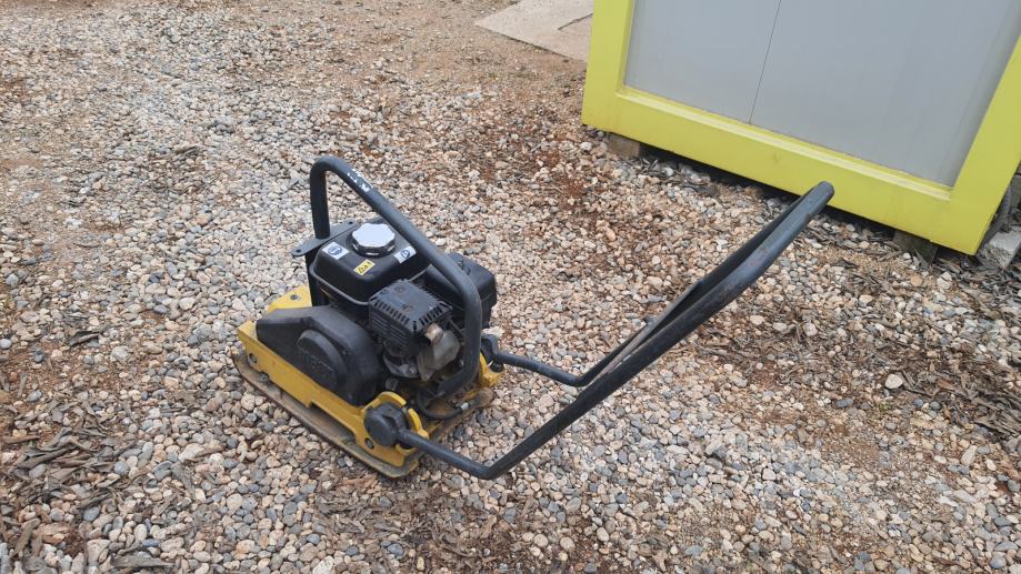 Vibro ploča Wacker WP 1235, 2015.G, HONDA, očuvana