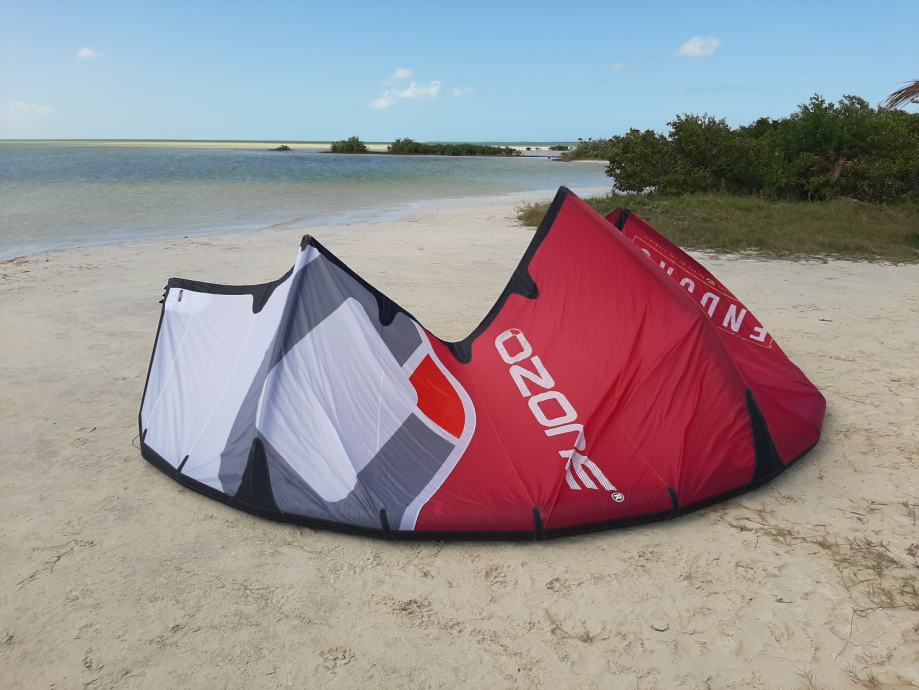 Kite Ozone Enduro V3 12m 2022 + Contact V4 bar 45cm-23m lines