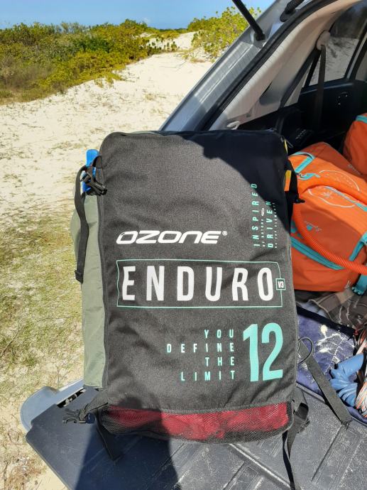 Kite Ozone Enduro V3 12m 2022 + Contact V4 bar 45cm-23m lines