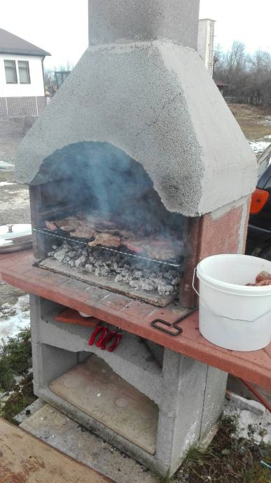 betonski rostilj nije fixno