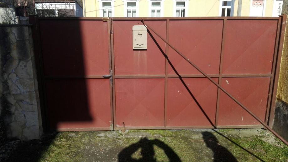 METALNA OGRADE i KAPIJA